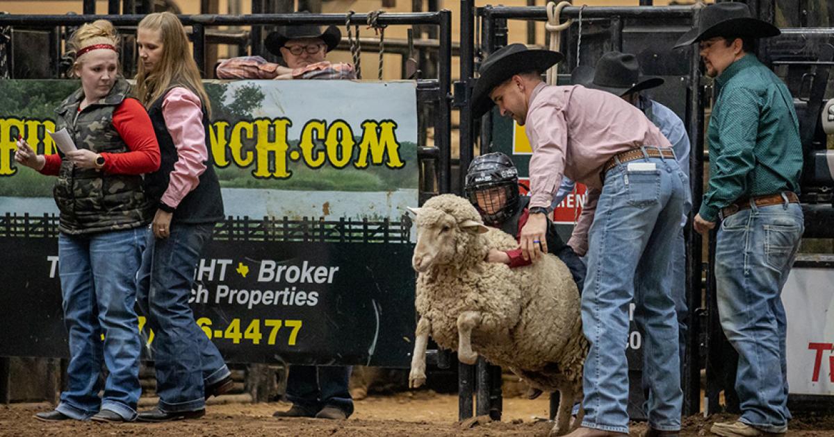Mutton Bustin' Registration Begins Wednesday