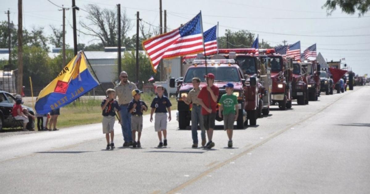 Fourth of July Weekend Kicks Off with Parade in Wall