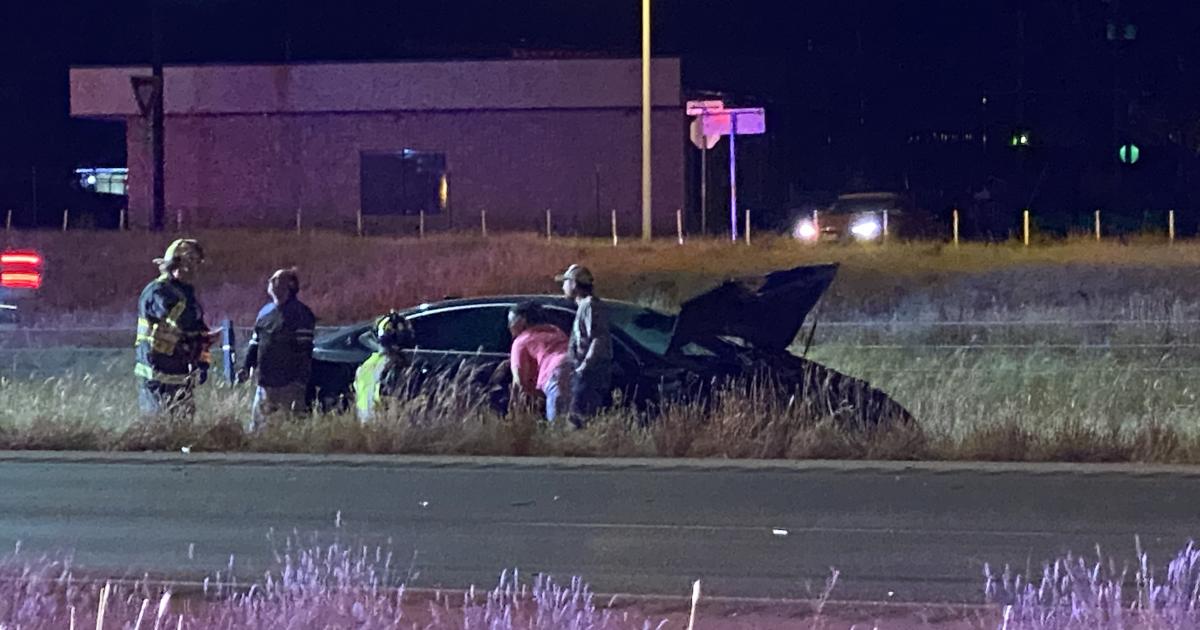 2 Injured in Late Night Crash on Houston Harte