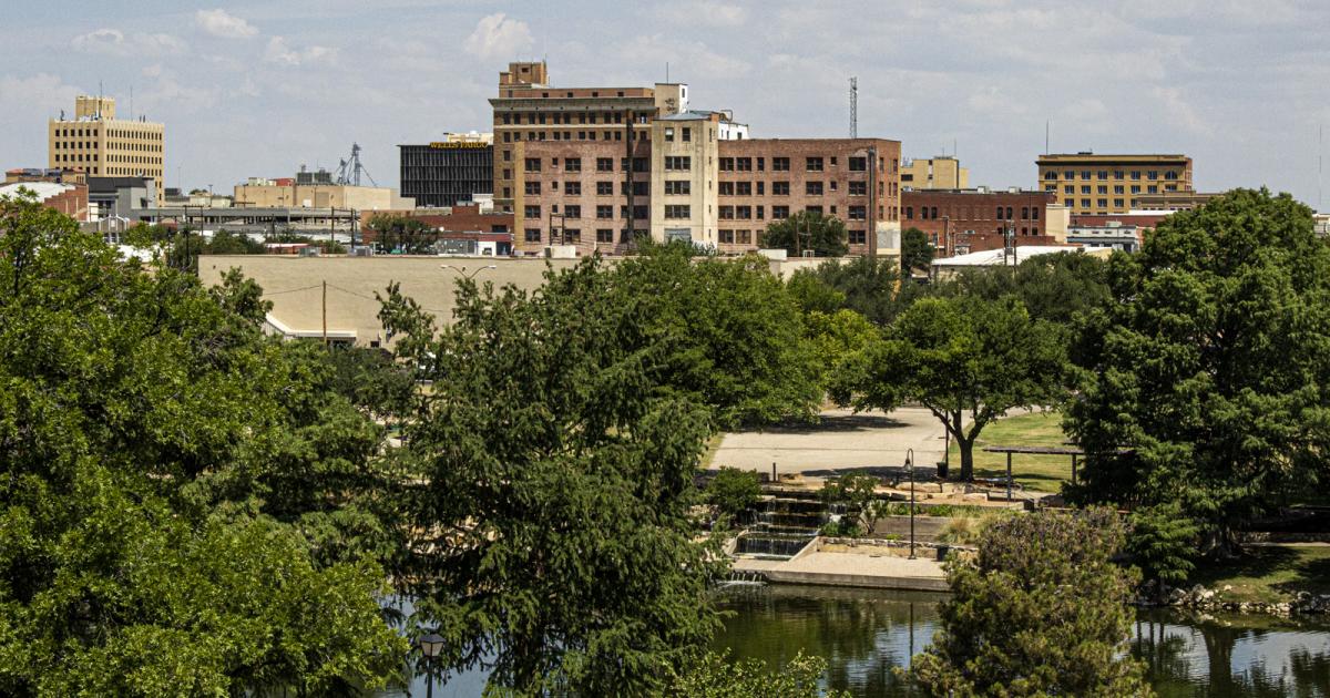 Winter Solstice Brings Mild and Sunny Weather to West Texas