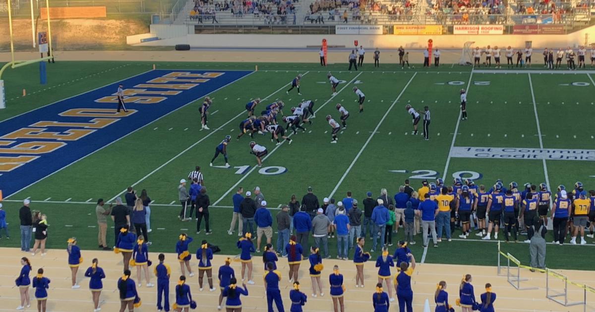 Rams Remain Perfect on Senior Night