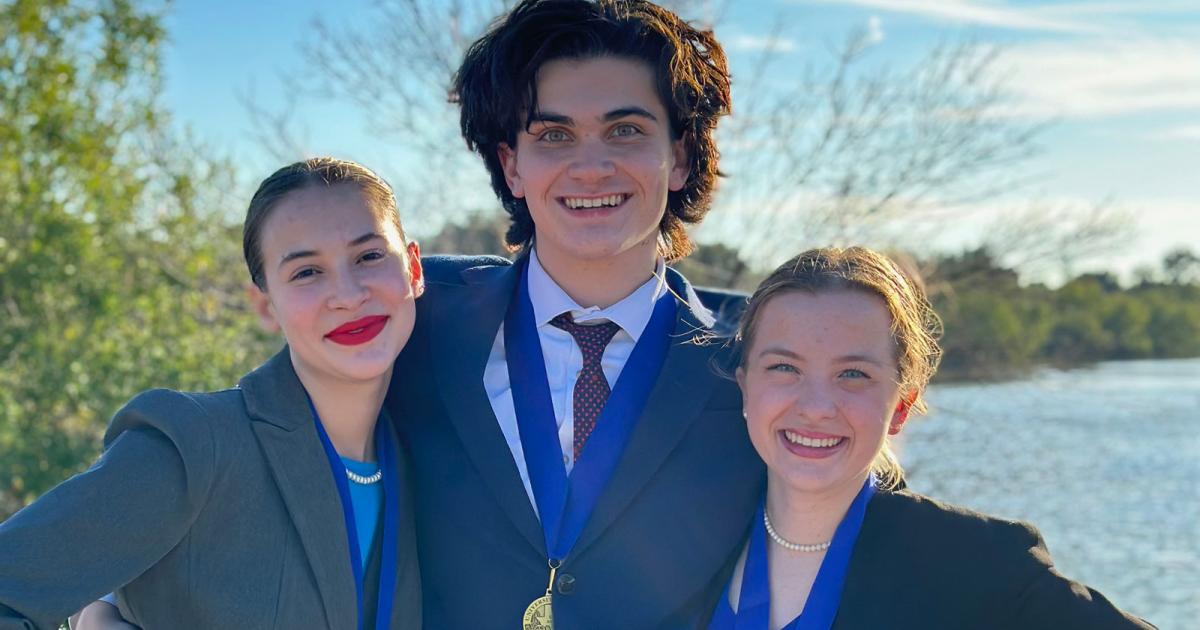 3 San Angelo Central Students Sweep UIL Regional Debate Contest