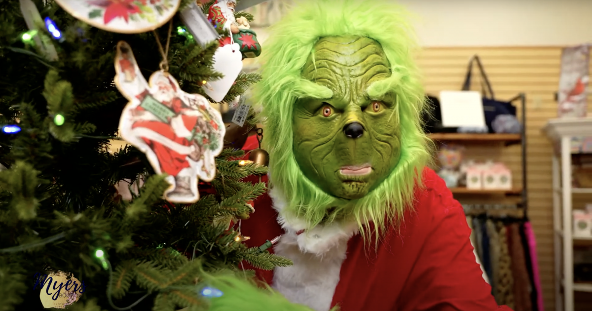 Where to Get Photos With the Grinch This Christmas Season