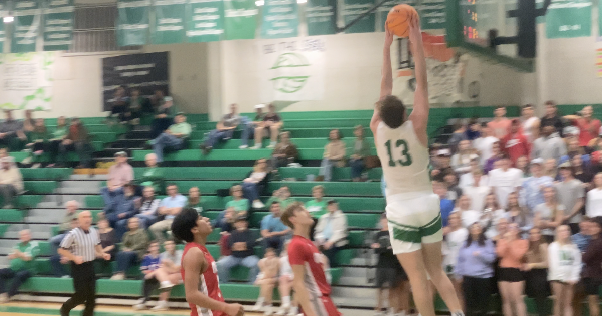 WATCH: The Wall Hawks Beat the Miles Bulldogs on the Basketball Court ...