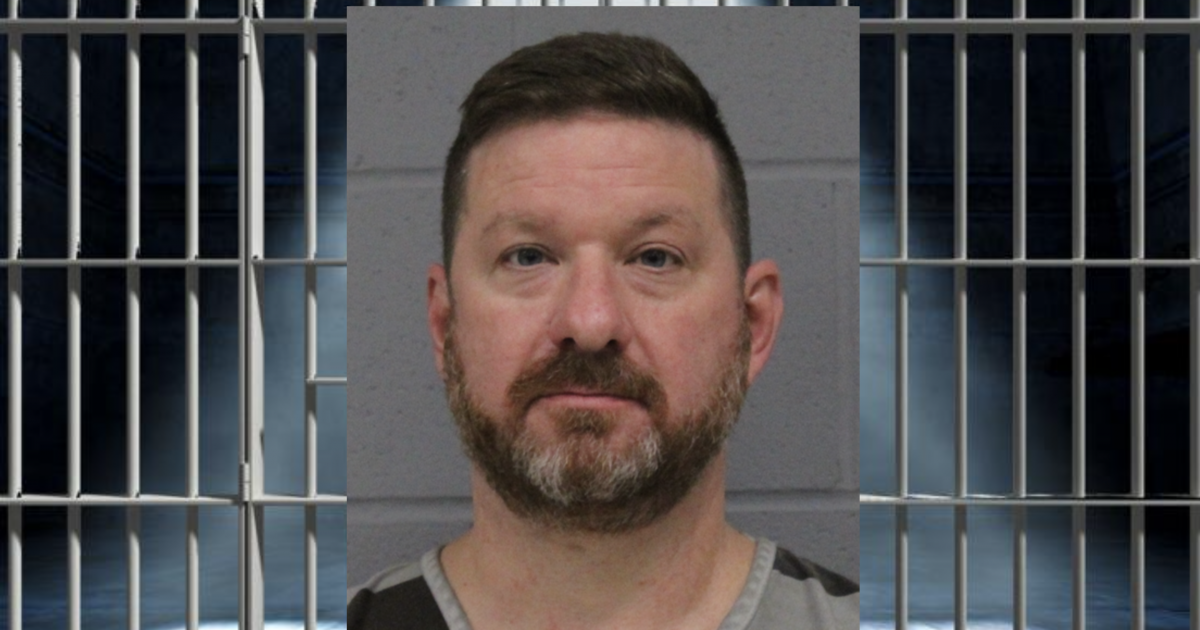 Update Austin Police Claim Coach Beard Choked A Woman