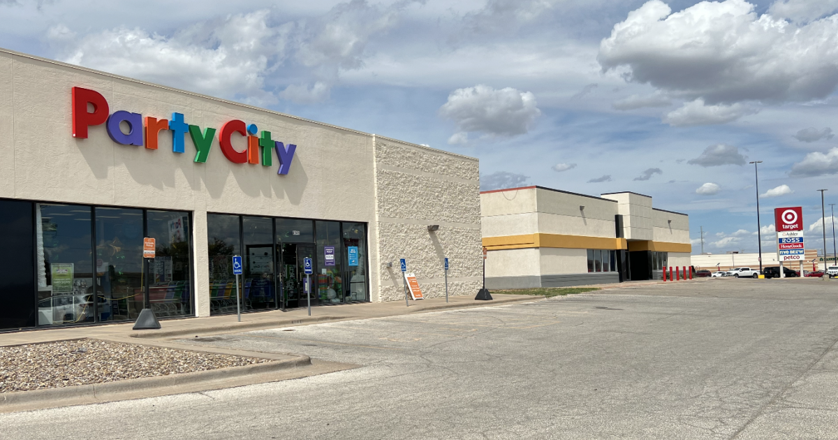 Sunset Shopping Center Keeps Evolving with New Retailers