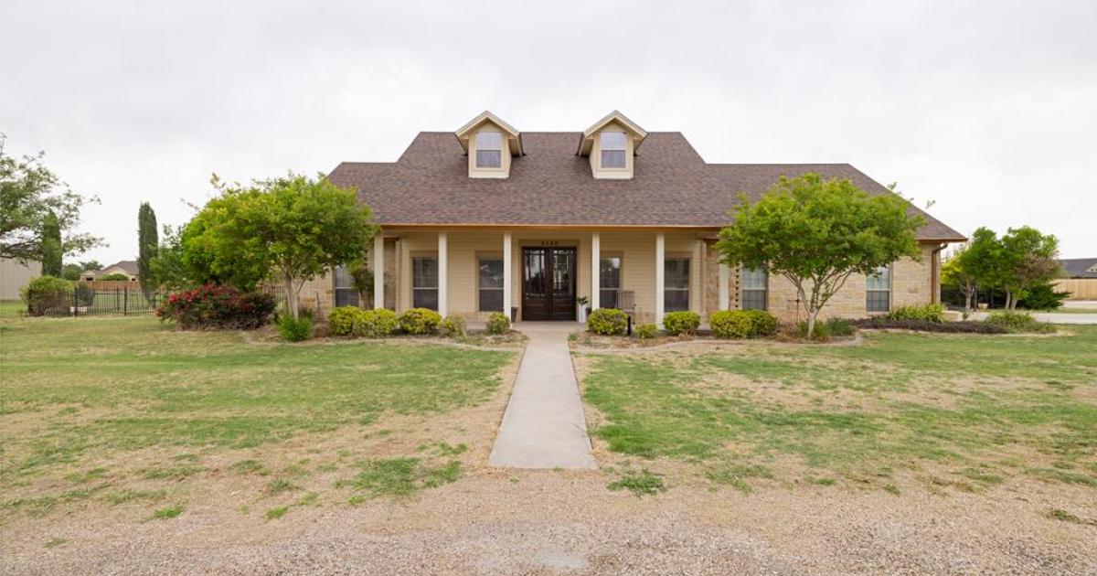 8186 Waterloo Dr., Wall, TX 76905