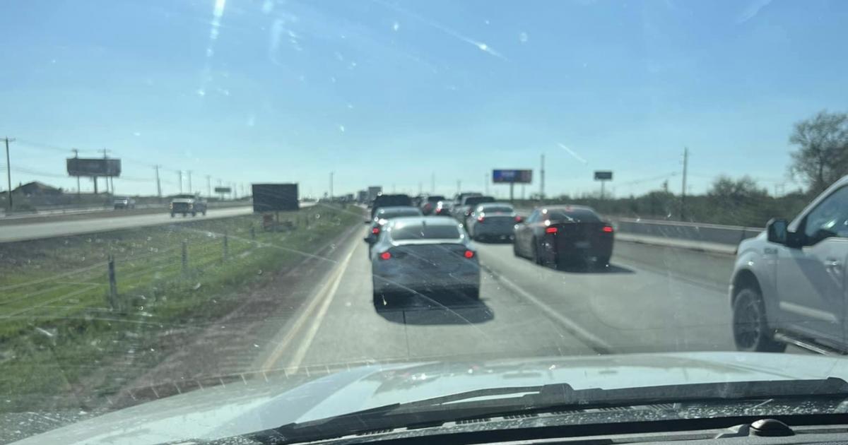 Crashes Shut Down I-20 in Odessa Friday