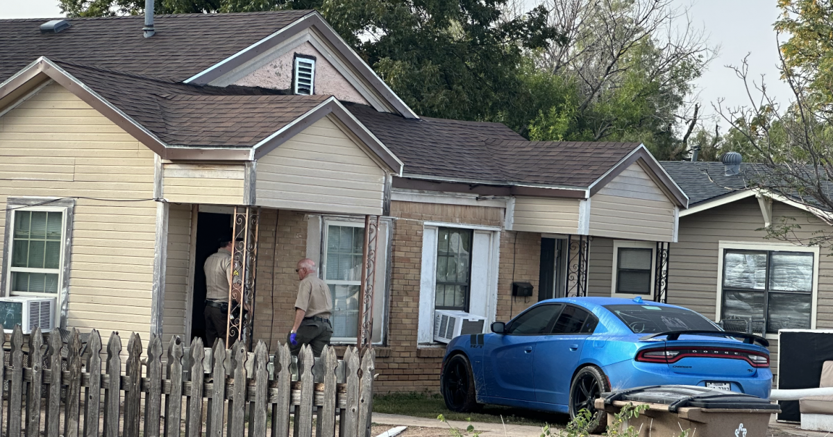 Heavy Police Presence on the 2800 Block of Freeland