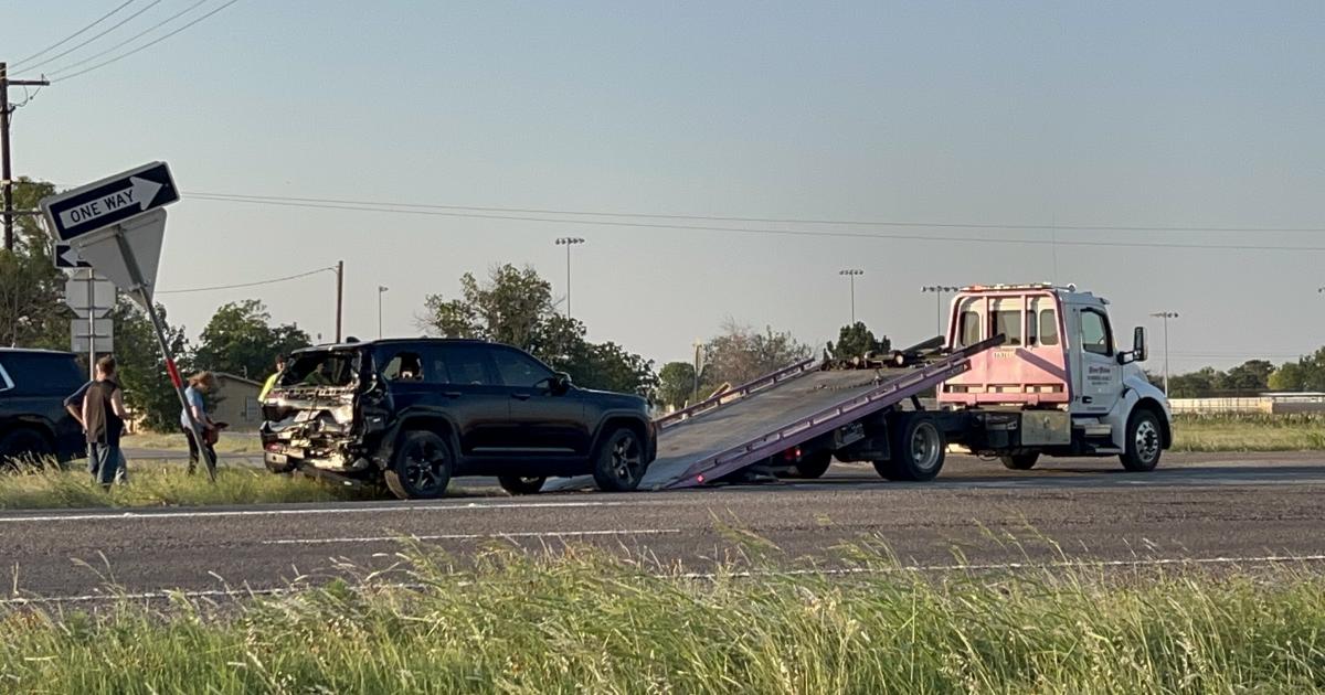 Crash After Improper Turn Shuts Down Wall Intersection