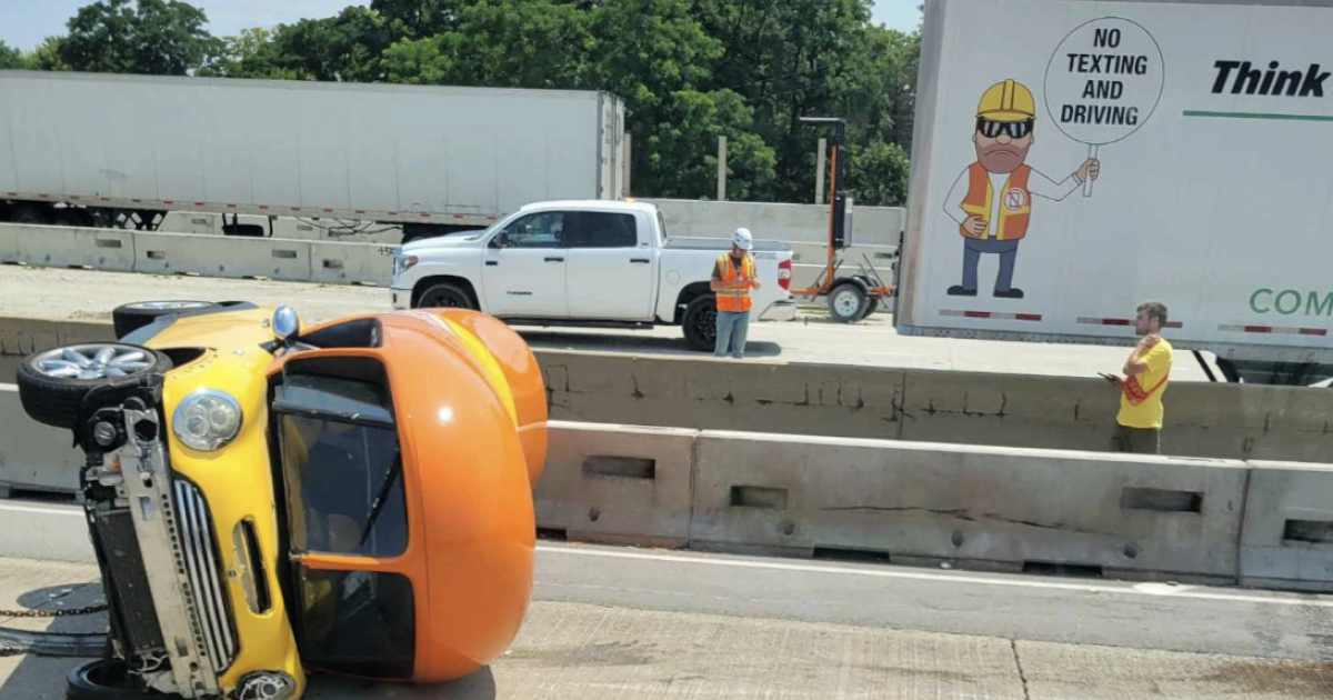 Mini Oscar Mayer Weinermobile Crashes