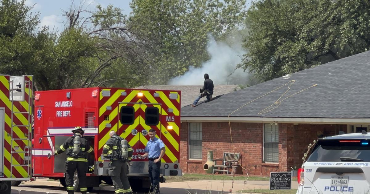 San Angelo Firefighters Tackle Blaze Behind H-E-B