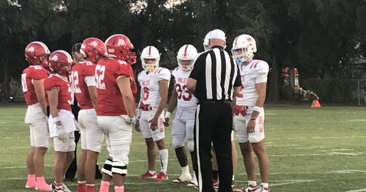 No. 5 Albany Runs Past Miles in District Opener