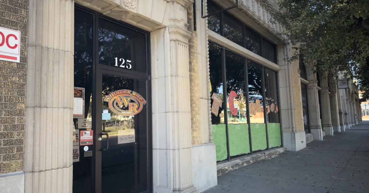 Popular San Angelo Bar Whiskey River Saloon Closes Abruptly