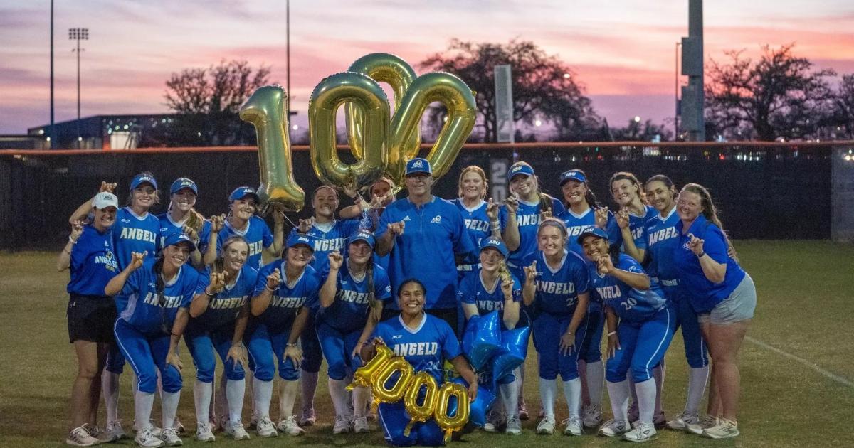 Angelo State Softball Coach Travis Scott Earns 1,000th Career Win