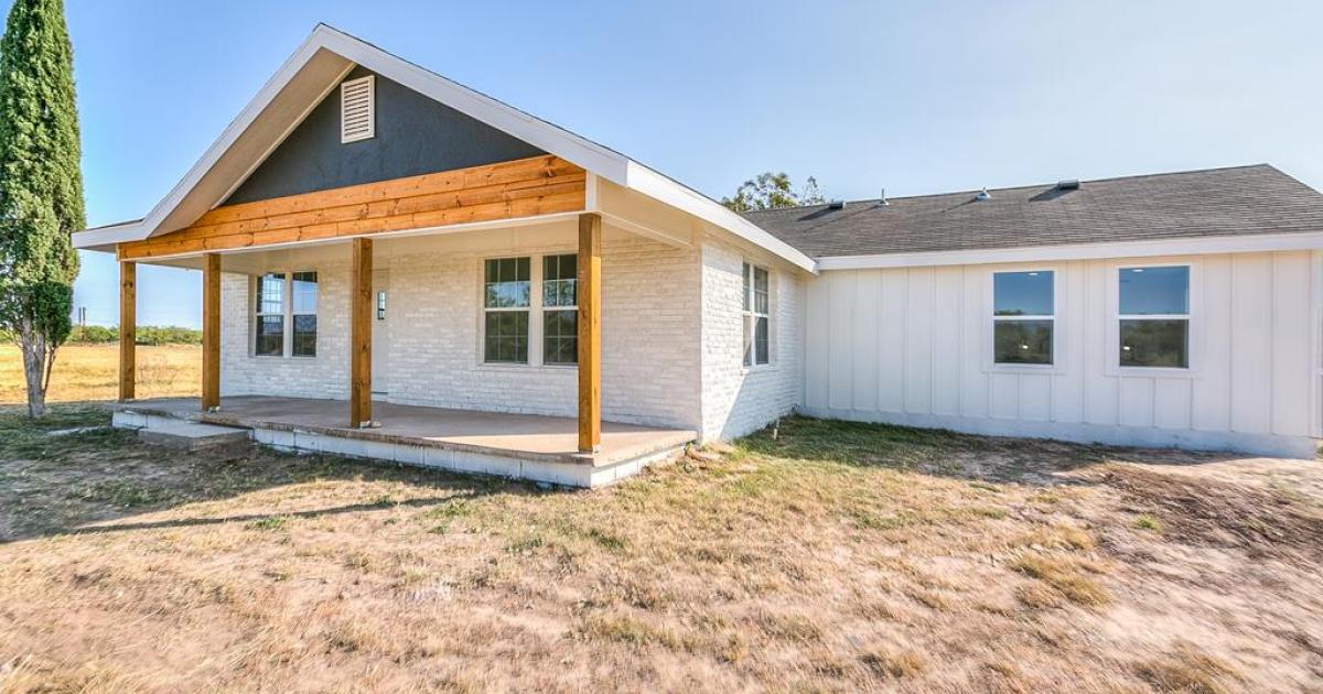 9331 Private Rd 403 , San Angelo, TX 76901