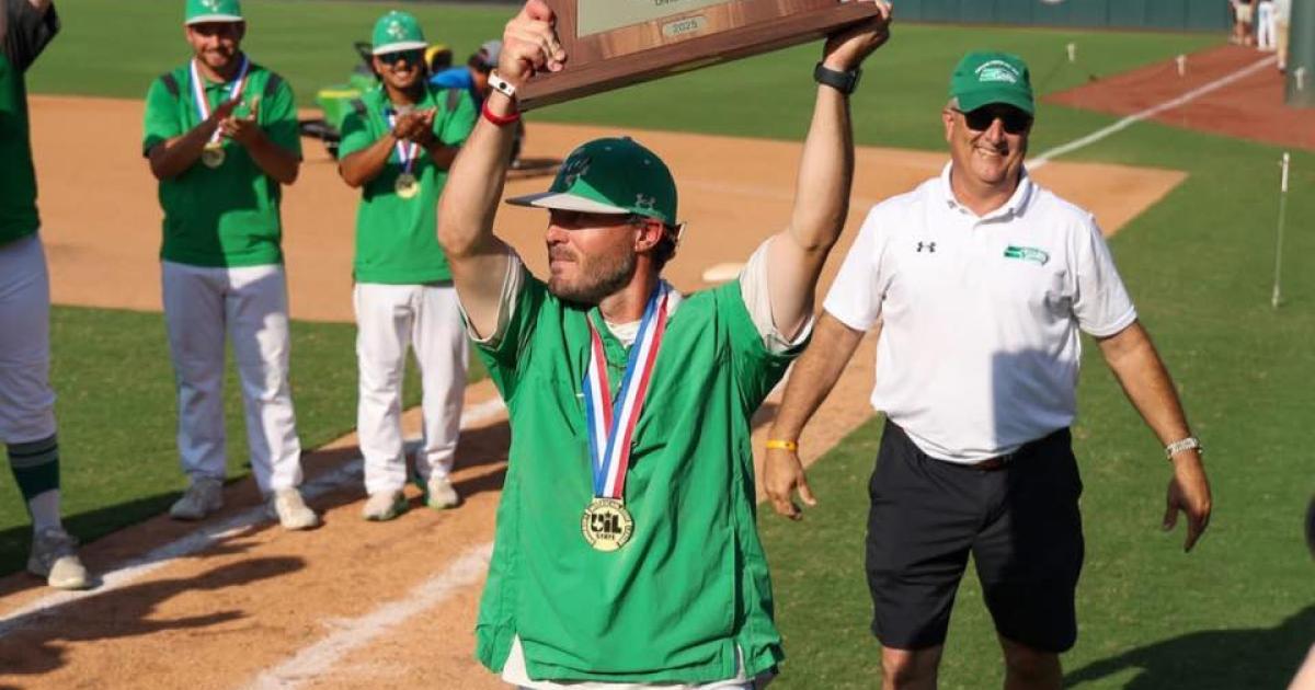 Wall Baseball Coach Gordon Announces Decision to Step Down