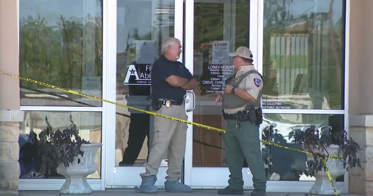 Suspect Wearing COVID Mask Robs Abilene Bank