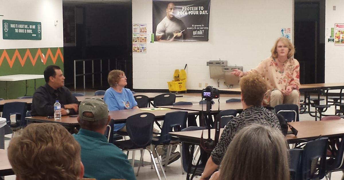 Informal Chat Focuses on SAPD