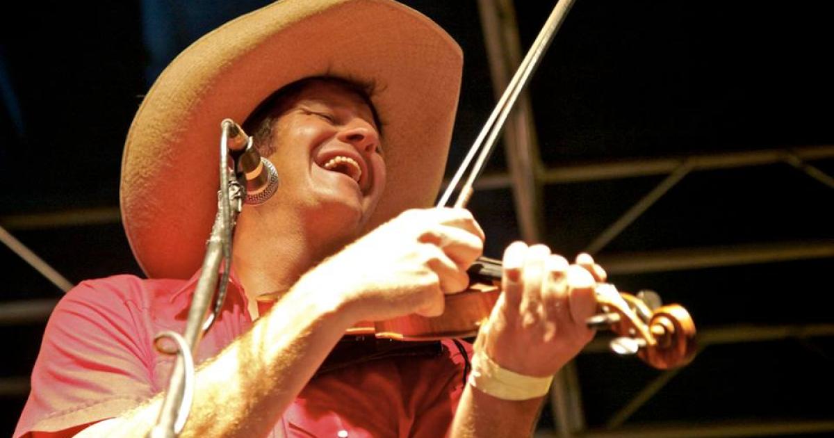 Fiddlestrings 2016 Summer String Thing Features Doug Moreland