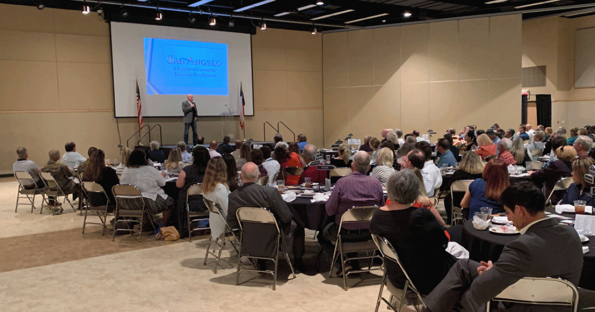 Michael Looney Speaks to Chamber of Commerce on Economic Development