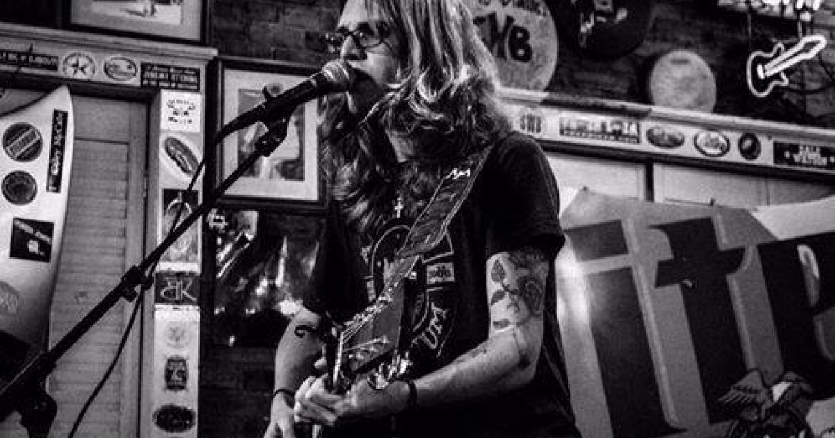 Austin Meade Set to Liven Things Up at Blaine's Pub