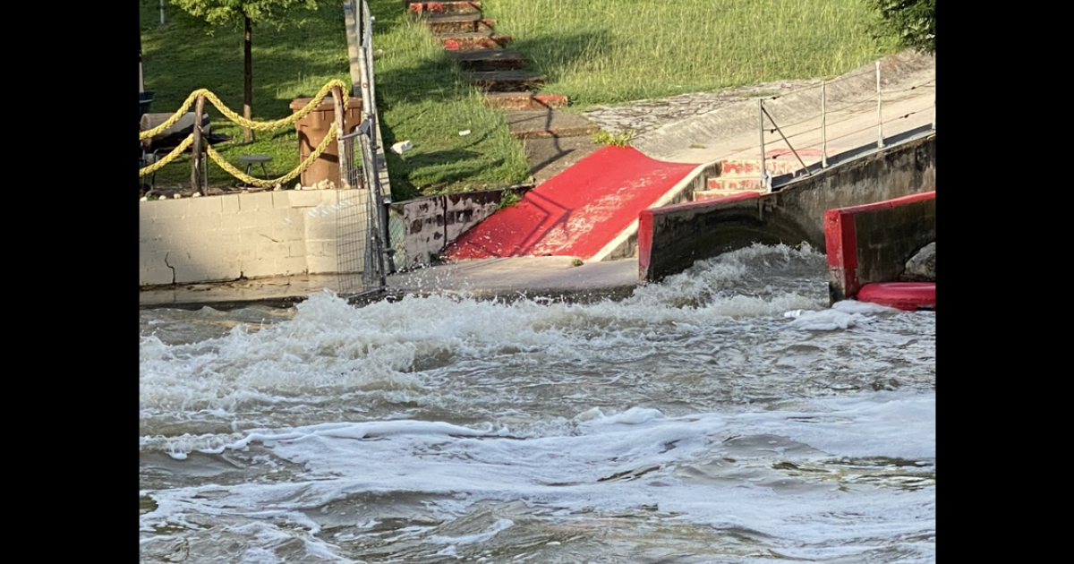 Flooding Closes Comal River