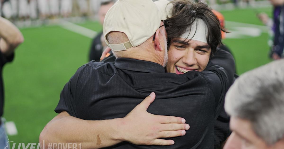 Austin Ochoa and the Refugio Defense Wear Down Undefeated Post in 2A DI ...
