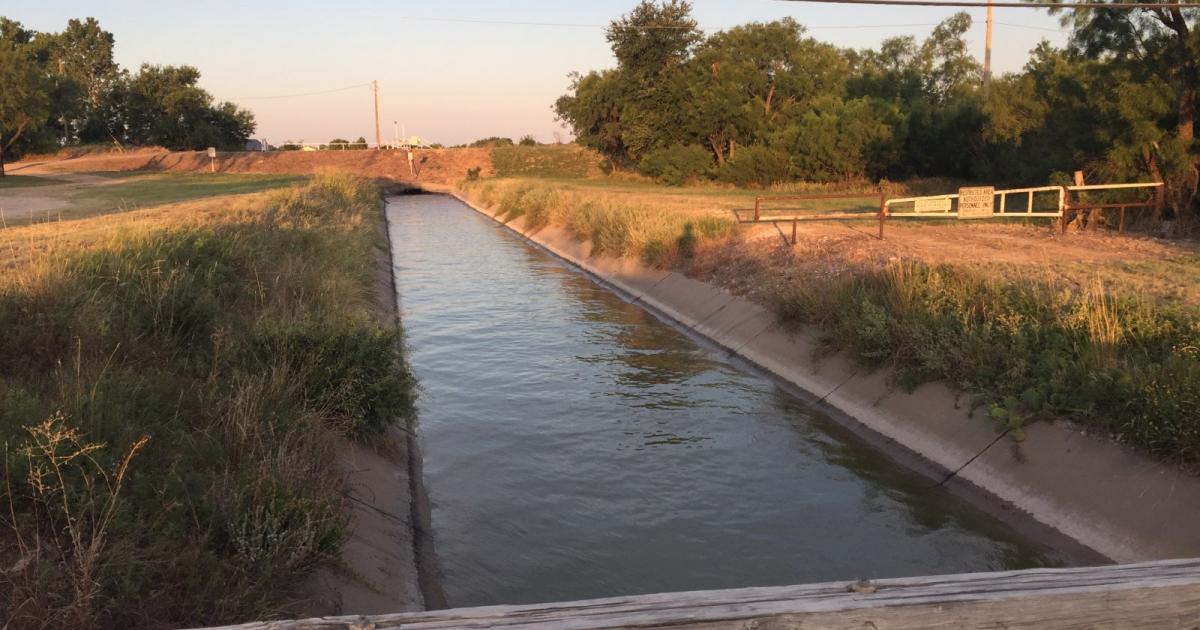 WATCH: Veribest Farms Harvest Twin Buttes Reservoir Water for the First ...