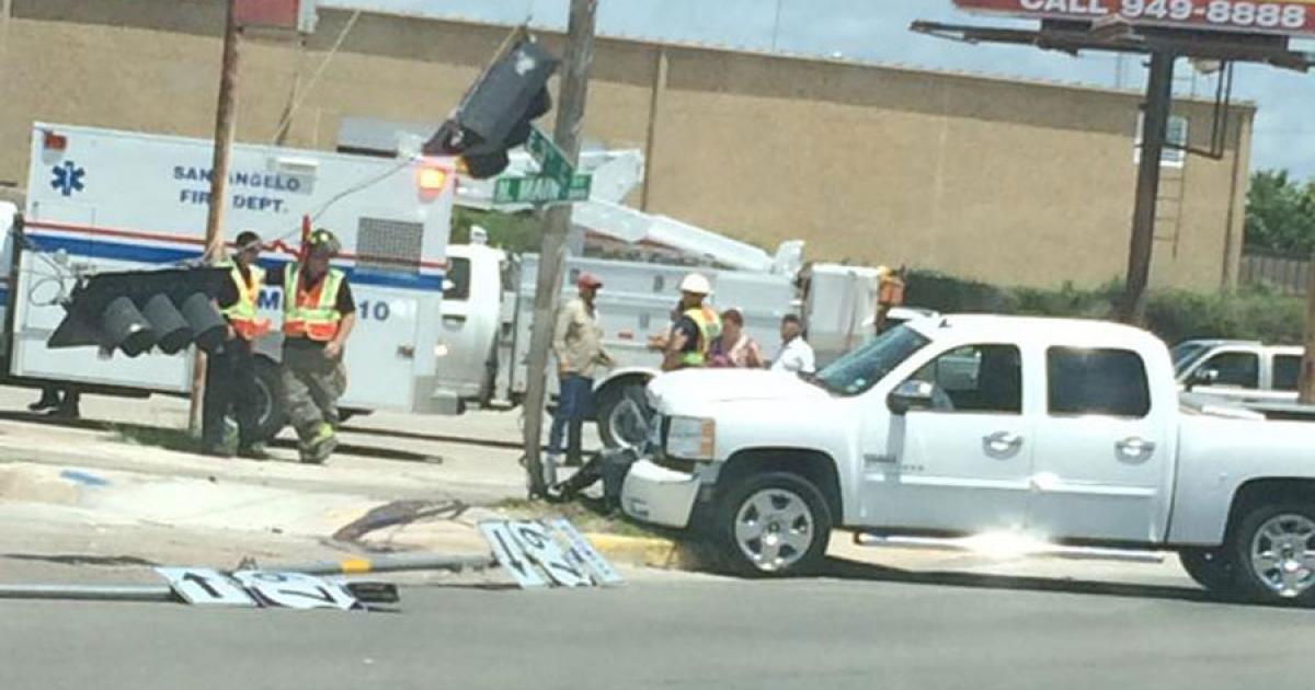 Chevy Truck Crashes into Pole, Takes Out Main Street at 3rd Traffic Lights