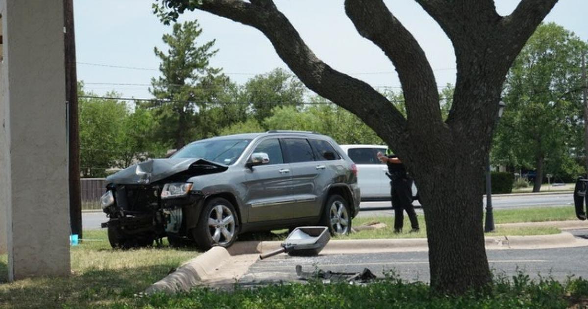 Watch Suv Crashes Into Pole