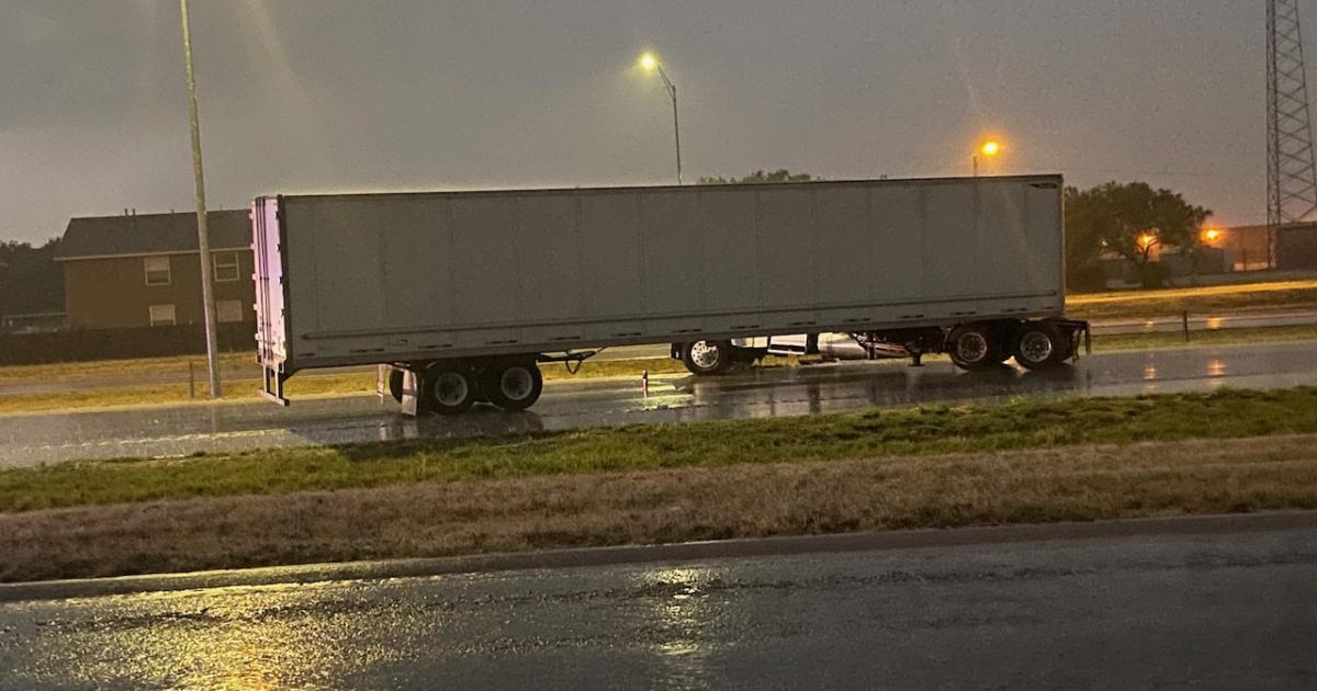 Jackknifed Rig Blocks Loop 306