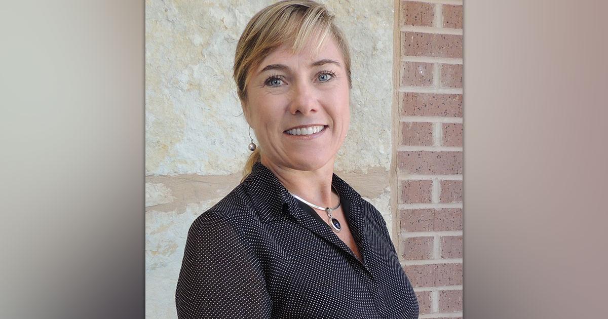 Laura Lewis Dead at 55
