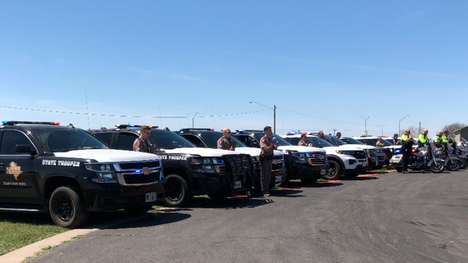 WATCH: Law Enforcement Officers Show Respect for Fallen DPS Trooper