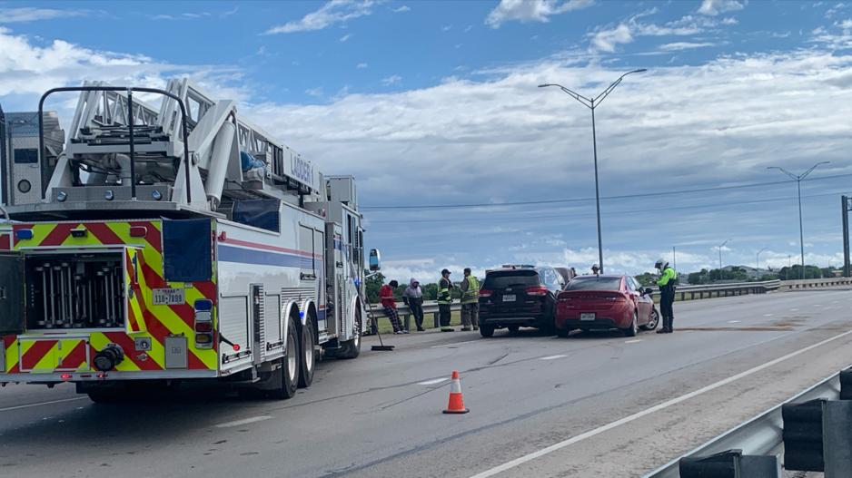 Fight in a Car Causes Crash on Houston Harte