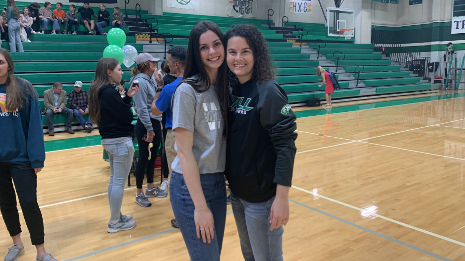 WATCH: Wall Lady Hawk's Brooke Lehr Signs with Western Texas College