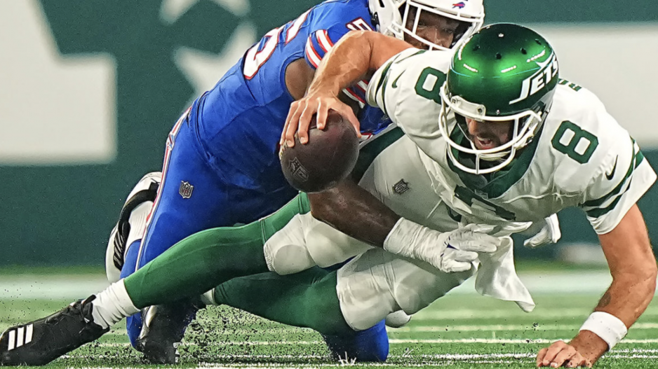 Jets' Aaron Rodgers Done for the Year