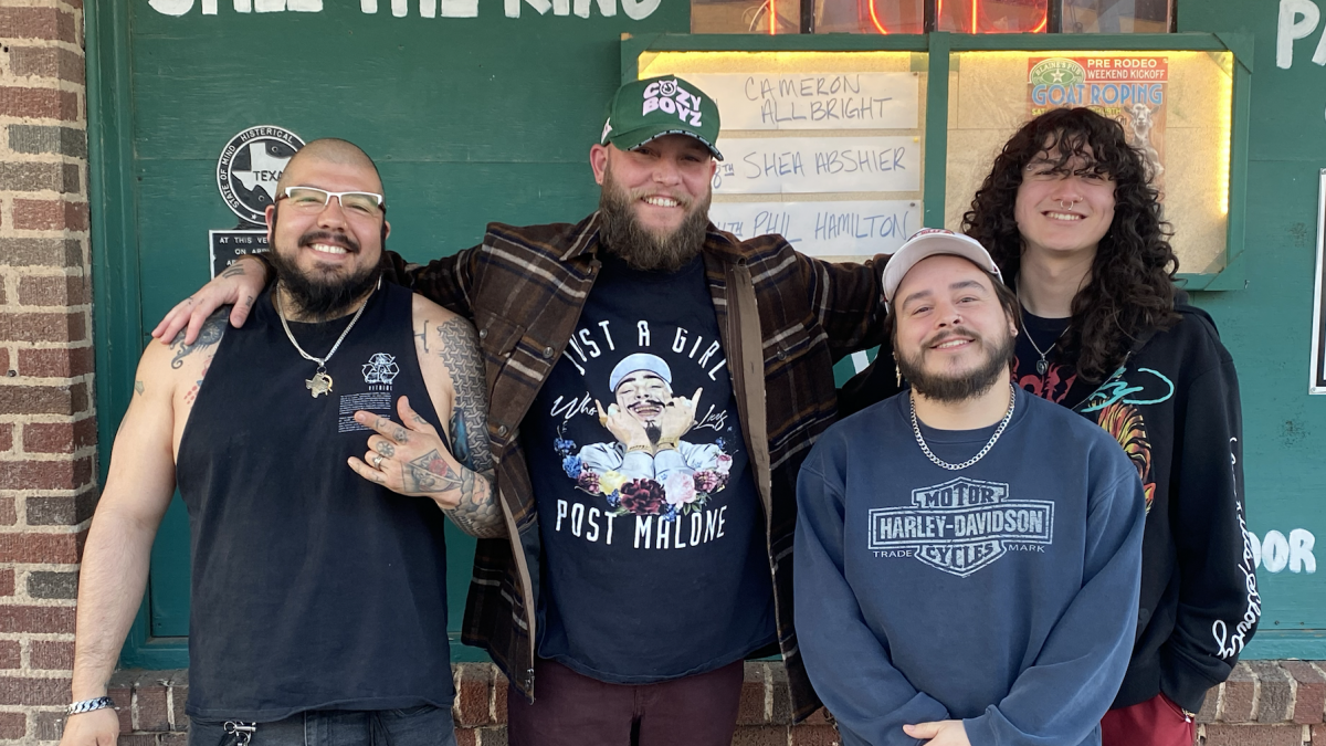 Tessa Talks: Shea Abshier and the Nighthowlers